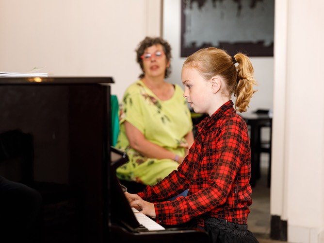 Suzan | Musica Flora